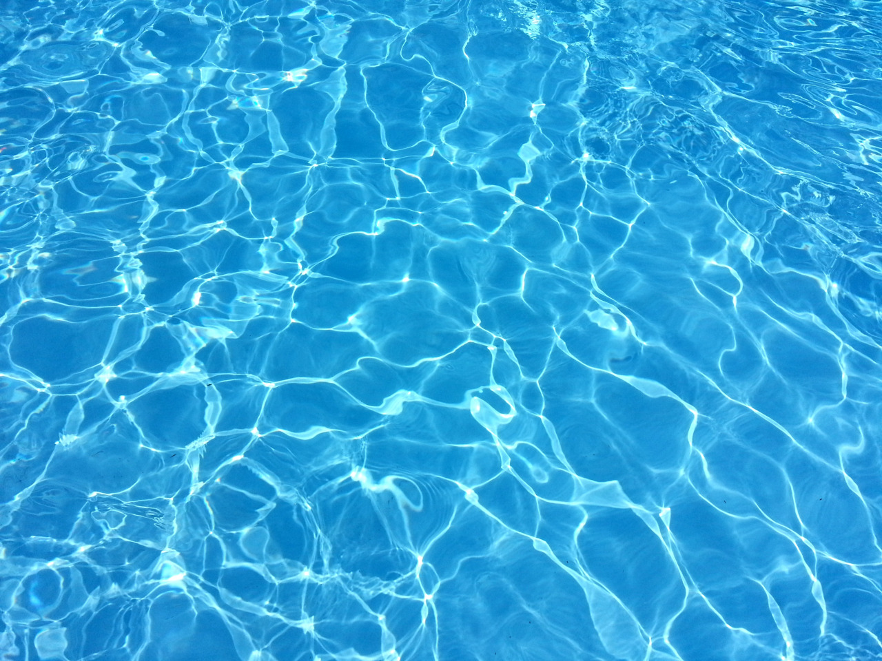 American Deck & Sunroom: Deck Out Your Pool, Illinois! - American Deck ...